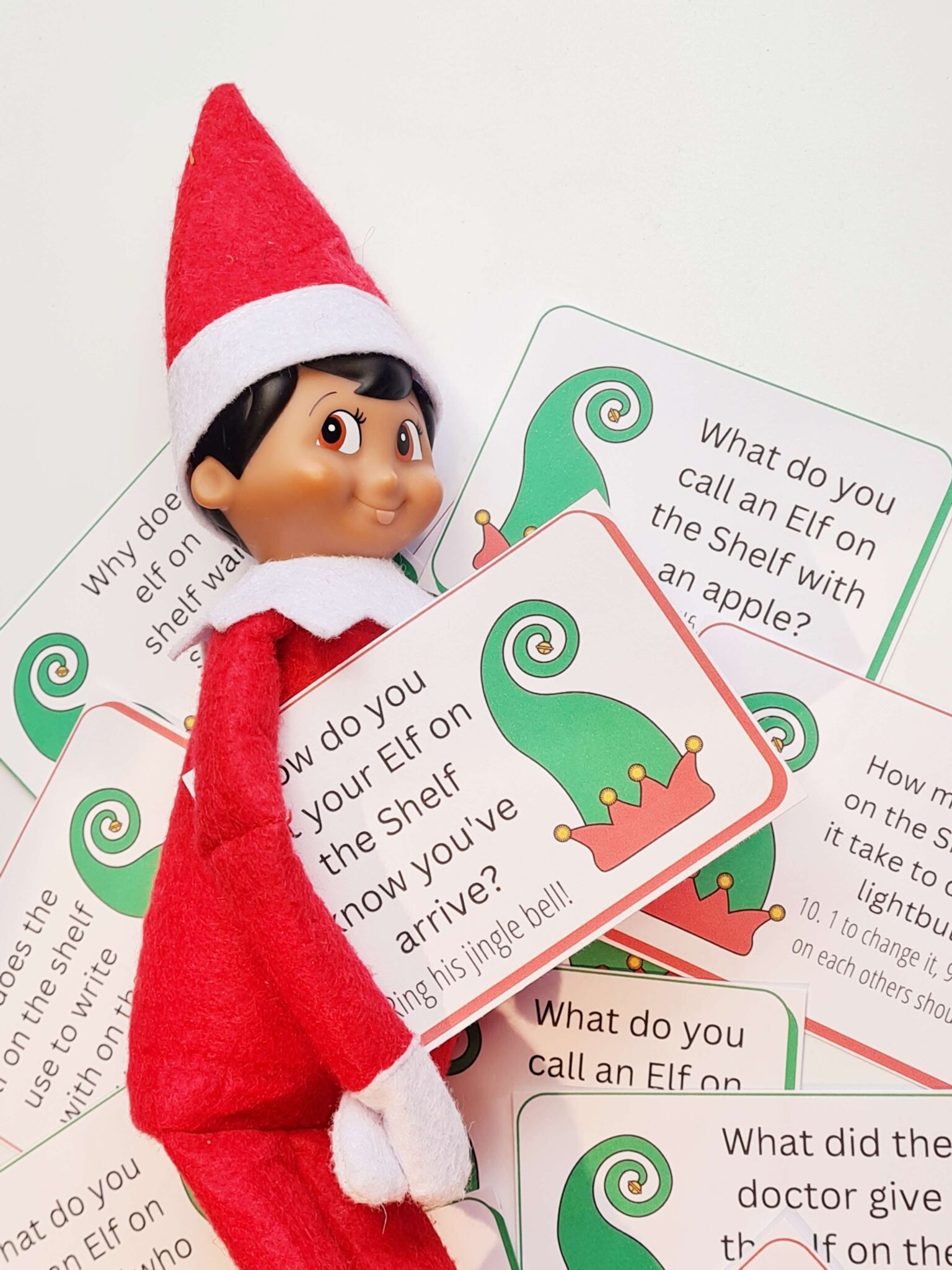 135 Funny Elf on the Shelf Jokes for Kids (incl. Free Printables)